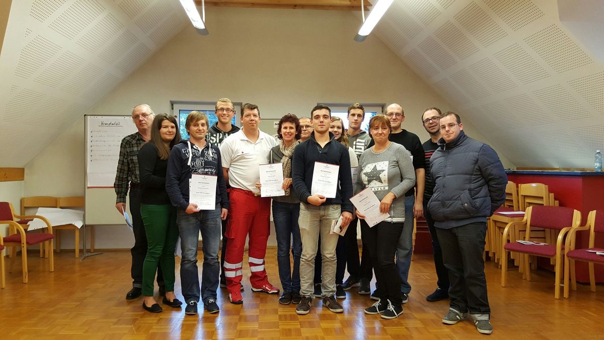 Erste Hilfe-Kurs im Abschnitt Lambach - Bezirk Wels-Land